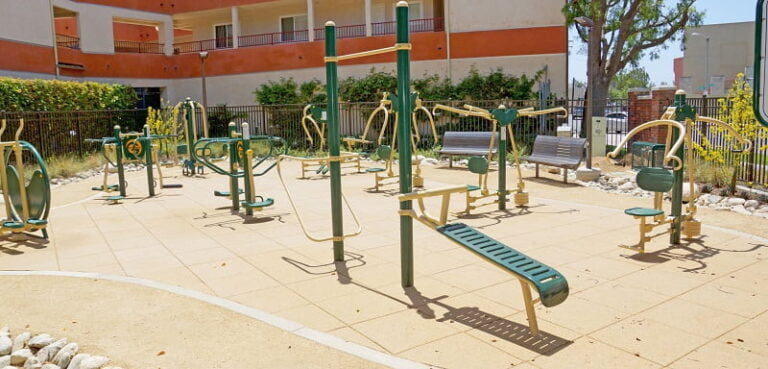 Parks with Workout Equipment & Outdoor Gyms | Enjoy OC